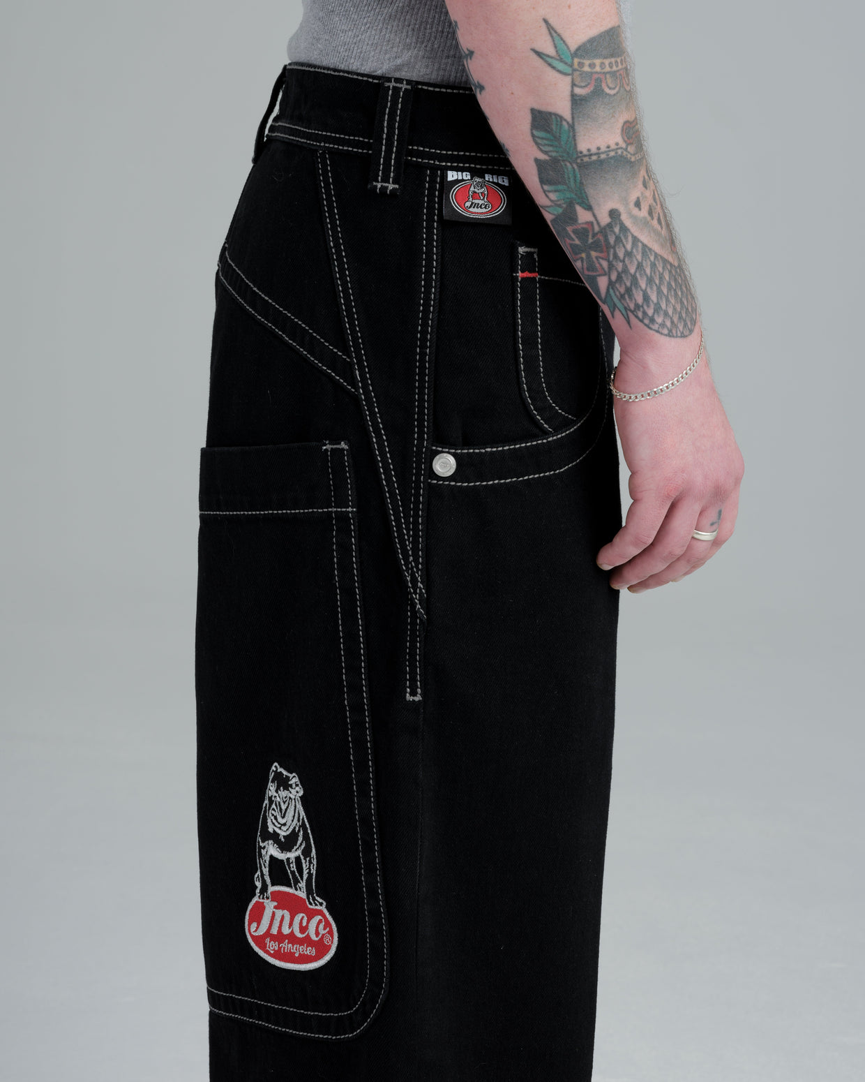 Big Rig. 26". Jet Black. – JNCO Los Angeles